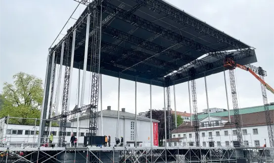 Metal Truss for Temporary and Semi-permanent Building | Shelter Structures