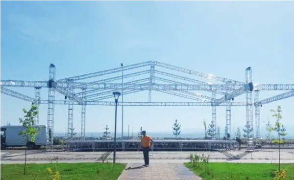 Medium Saddle Roof Metal Truss | Shelter Structures