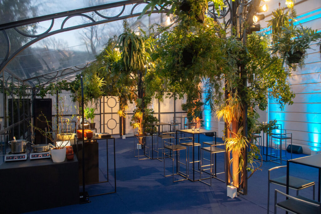 10 Perfect 40x80 Wedding Tent Layout and Design Ideas | Shelter Structures