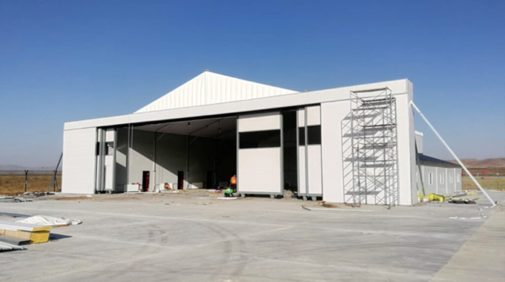 9 Factors to Consider When Choosing a Temporary Aircraft Hangar ...