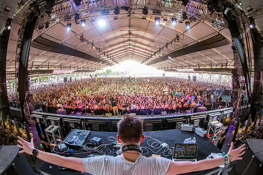 6 Practical Tips for Choosing Your Concert Tent