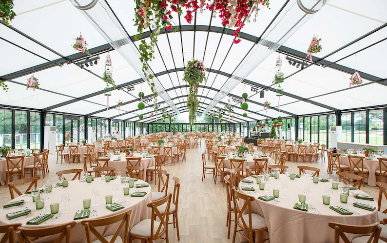 Aptaene sunt tentoria Arcum ad convivia, nuptias, et alia eventa?