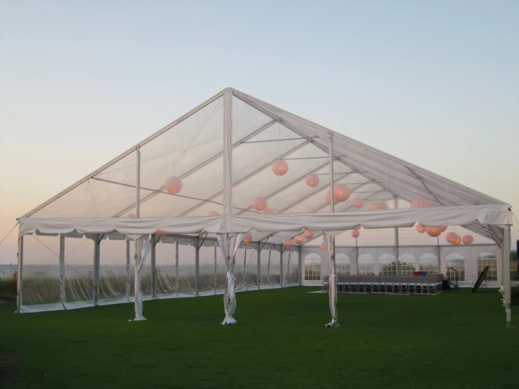 Tents and Canopies - What's The Difference?