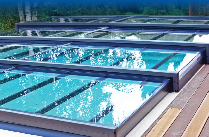 Exploring the Benefits and Drawbacks of Pool Screen Enclosures