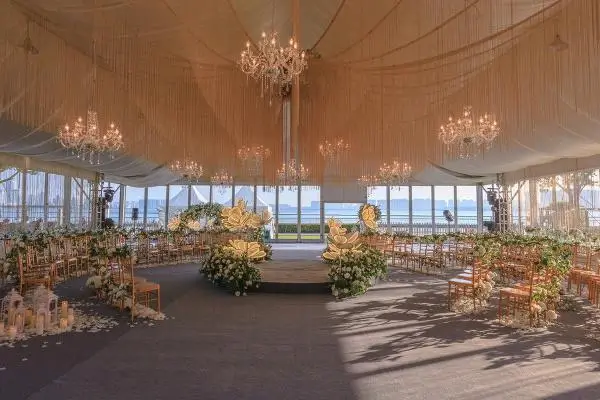 How to Use Tents to Create a Romantic Wedding? | SHELTER